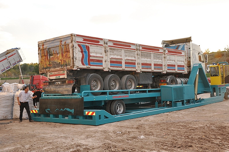 16m Mobile Unloading Platform | Yılmaz Kardeş Unloading Platforms